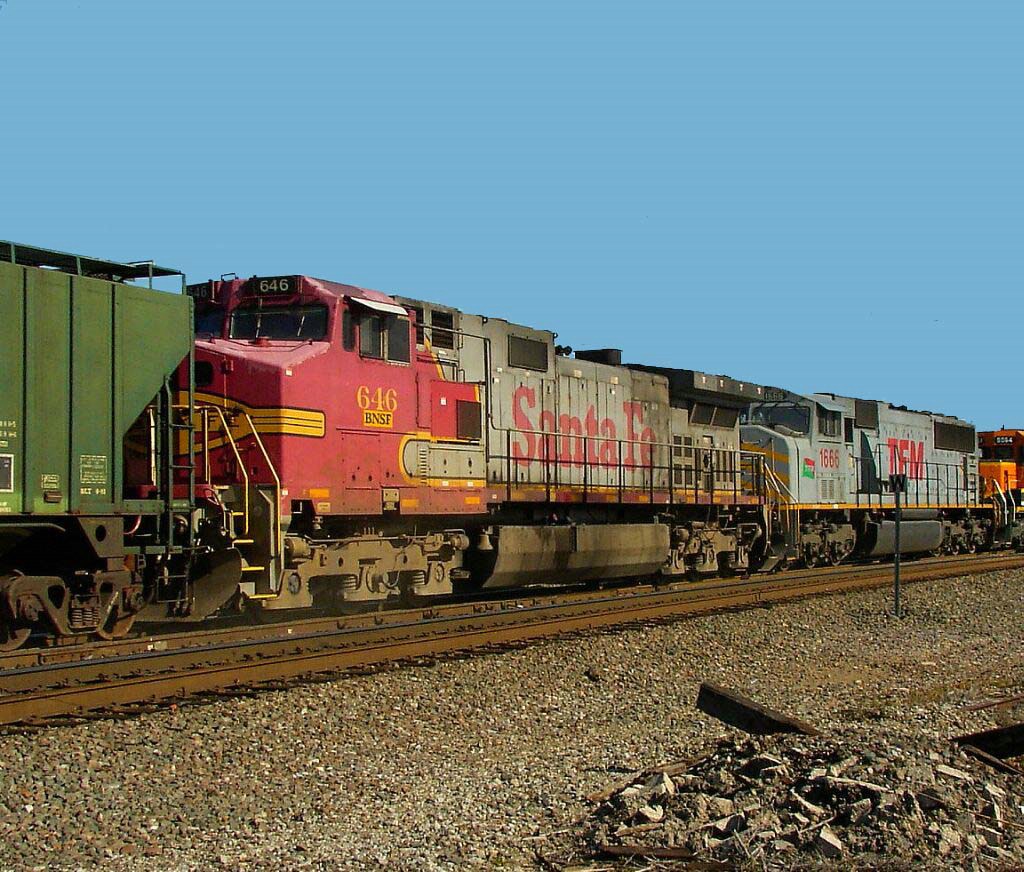BNSF 646